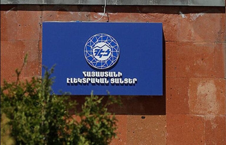 Թուրքիան Փաշինյանին «կուտ է տալիս»՝ ռիսկով տղա է ասում